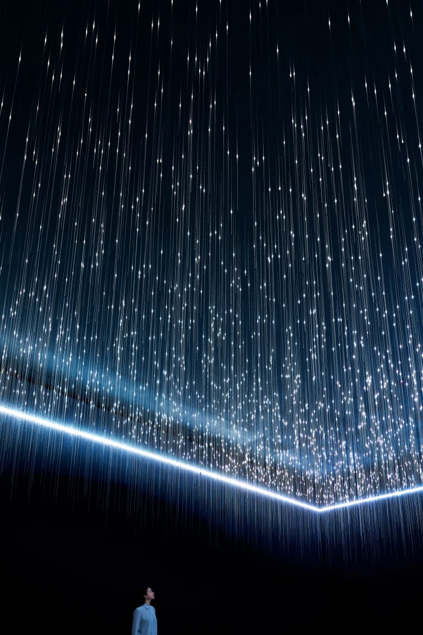 Immersive Digital Art Floor Show: Best Interactive Selfie Experience